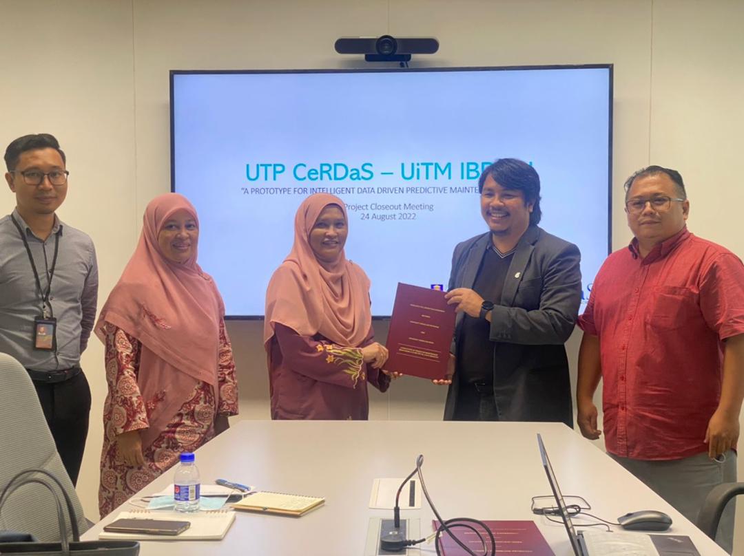 UiTM IBDAAI's Close-Out Meeting and Site Visit to UTP CeRDaS - CERDAS-UTP
