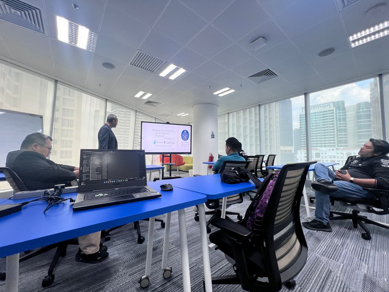 UTP-CeRDaS and PETRONAS Group on Security Remote Alarm System at ...