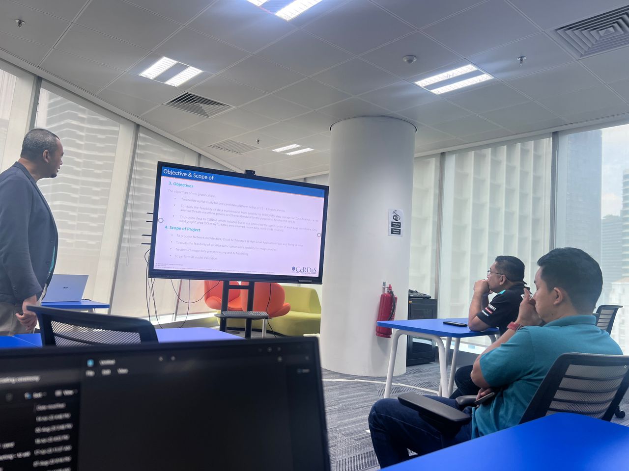 UTP-CeRDaS and PETRONAS Group on Security Remote Alarm System at ...